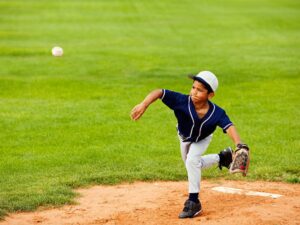 How to Throw a Slider Pitch: Master the Art of Curveball Mastery - The ...